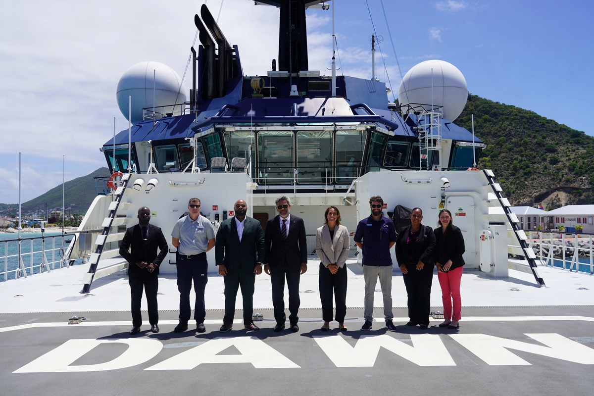Members of CoM and ESF Coordinators Visit Humanitarian Vessel MV DAWN